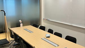 会議室 02(8名)の写真1