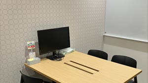 会議室 06(4名)の写真1