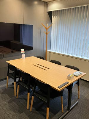 会議室 09(6名)の写真1