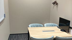 会議室 02(4名)の写真1