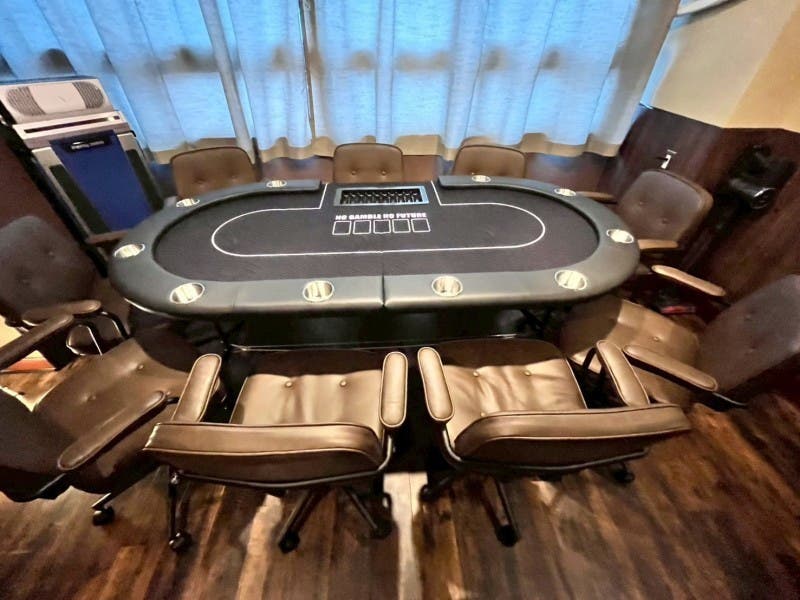 【FAMILYPOT 淀屋橋店】淀屋橋駅7分肥後橋駅3分 ポーカー、ボードゲームの写真7