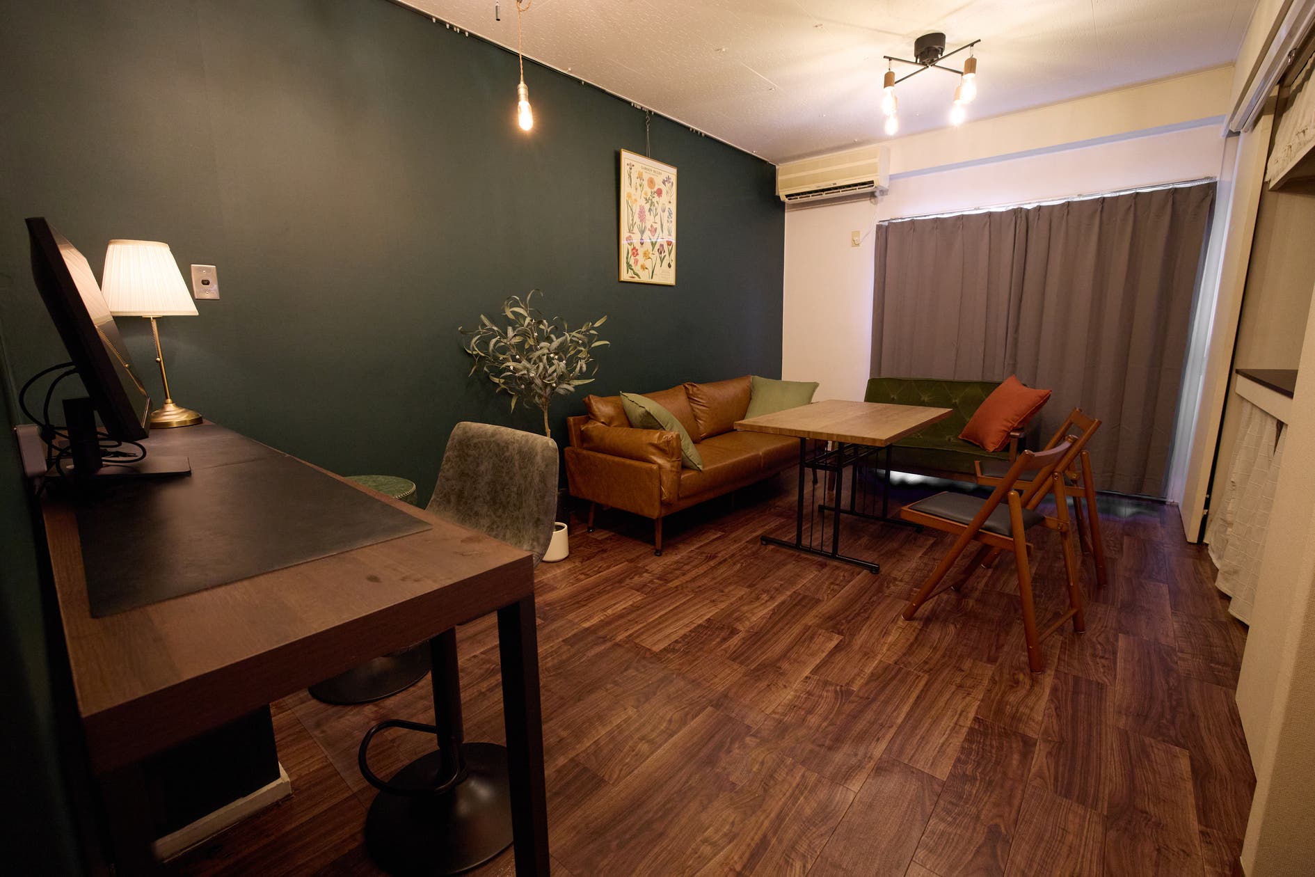 🎊オープン記念セール🎉池袋駅チカ💯落ち着いたカフェ空間☕Netflix💝豊富なボドゲ💫の写真2