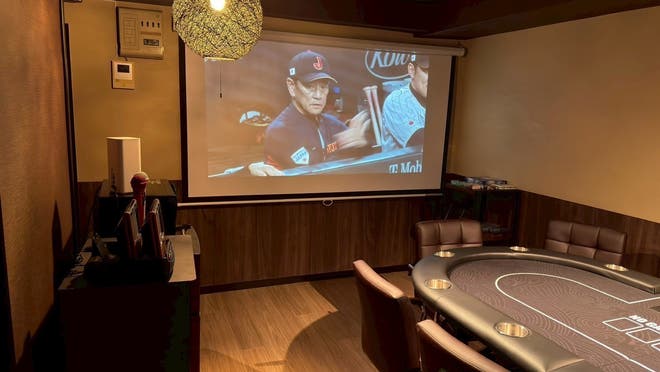 【FAMILYPOT 横浜桜木町店】桜木町駅徒歩5分 本格ポーカーテーブル、ボードゲームもあるパーティ向けバリ風スペースの写真2