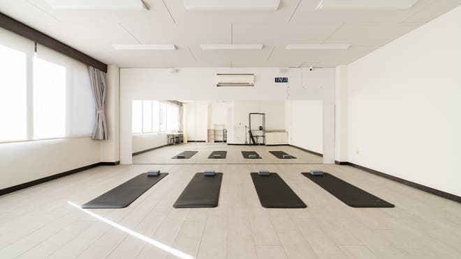 新店舗オープン🌟【百合ヶ丘駅徒歩1分】鏡6面で大人数OK💃ダンス/ヨガ/演劇/撮影/レッスンに最適🌟の写真9