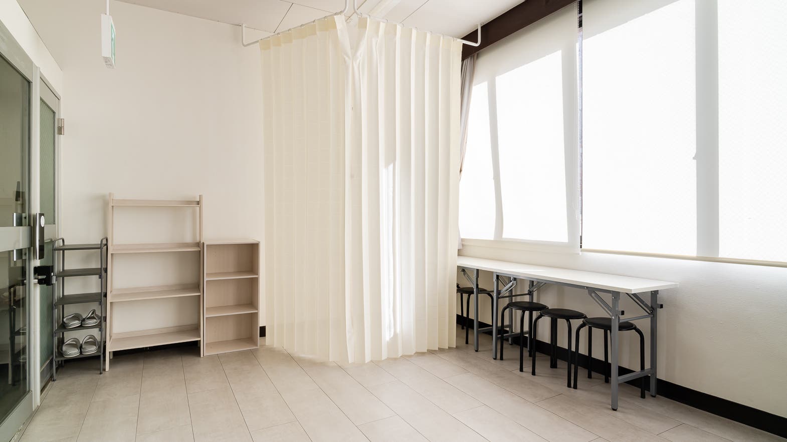 新店舗オープン🌟【百合ヶ丘駅徒歩1分】鏡6面で大人数OK💃ダンス/ヨガ/演劇/撮影/レッスンに最適🌟の写真24