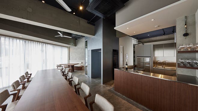 自然光×デザイン空間|撮影・展示・イベントに使える上質ラウンジの写真1