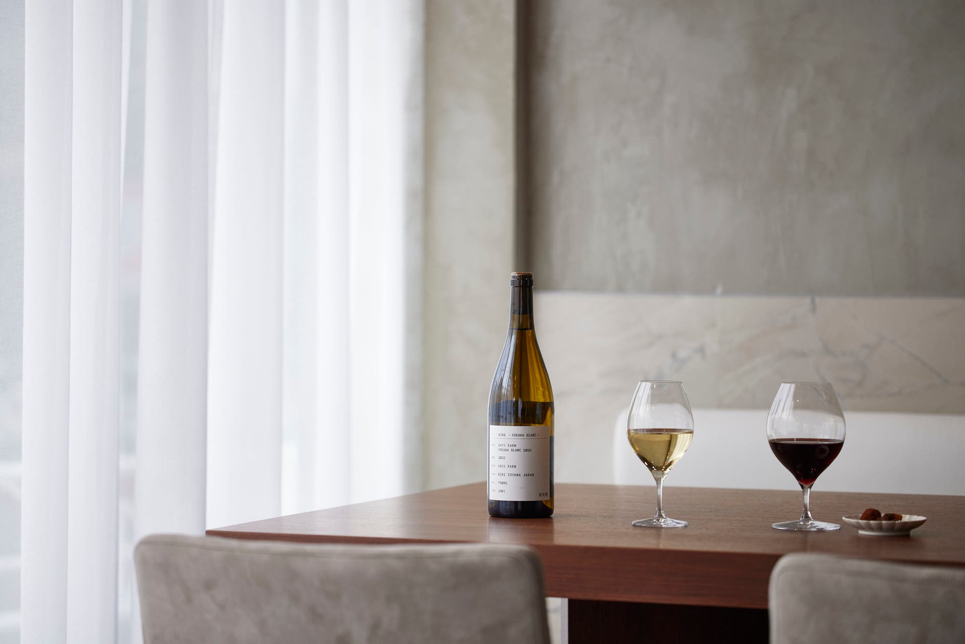 自然光×デザイン空間｜撮影・展示・イベントに使える上質ラウンジの写真3