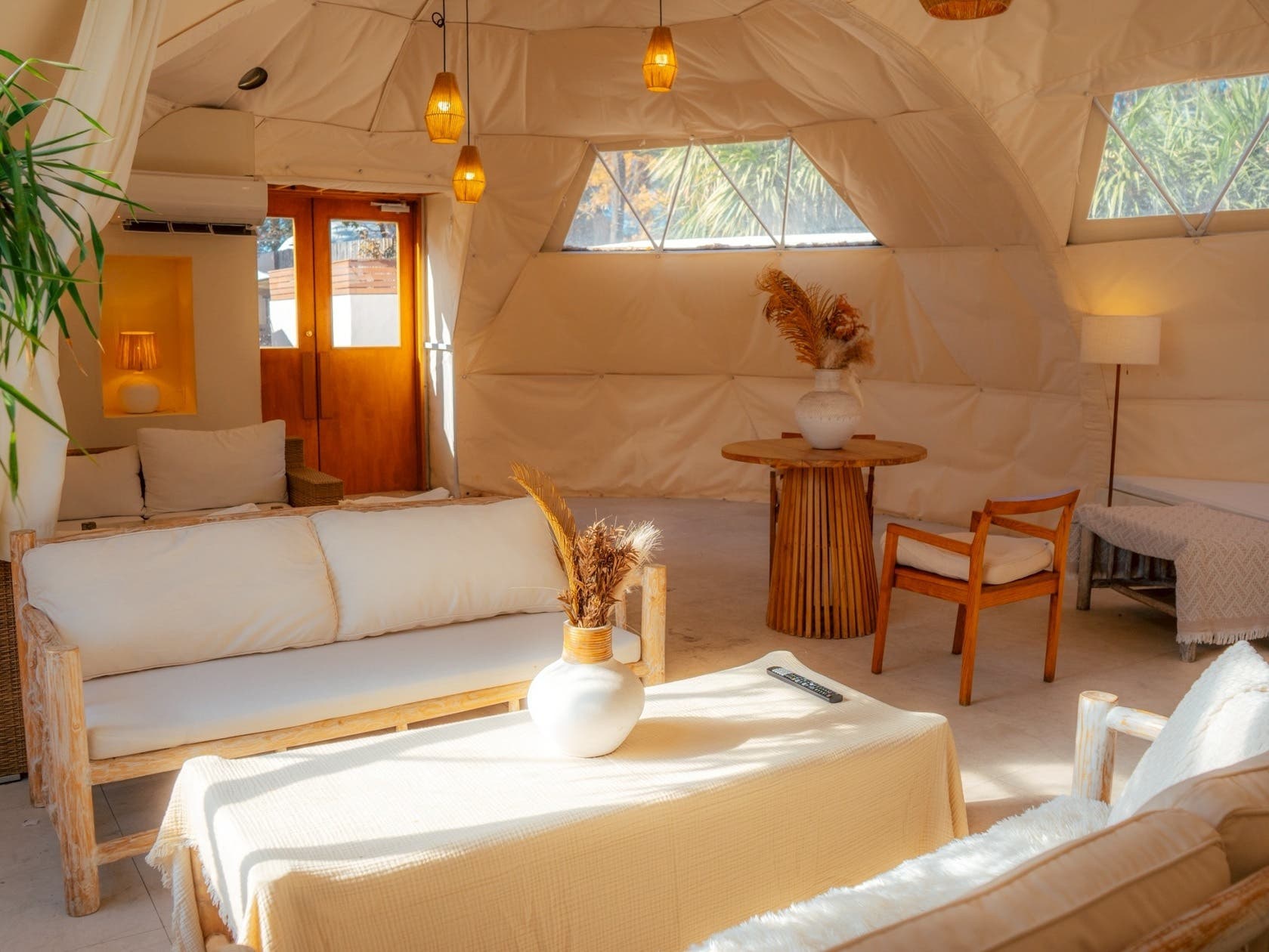 【レイアウト自由】最大30名/完全貸切/ママ会/女子会/オフ会/マッサージ施術ベットあり/推し活/誕生日会/ロケ撮影/パーティーの写真3