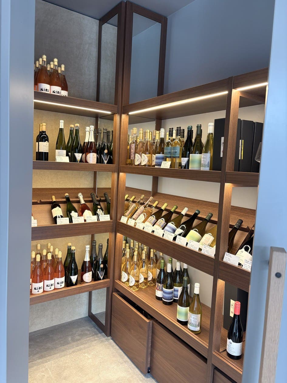 自然光×デザイン空間｜撮影・展示・イベントに使える上質ラウンジの写真16