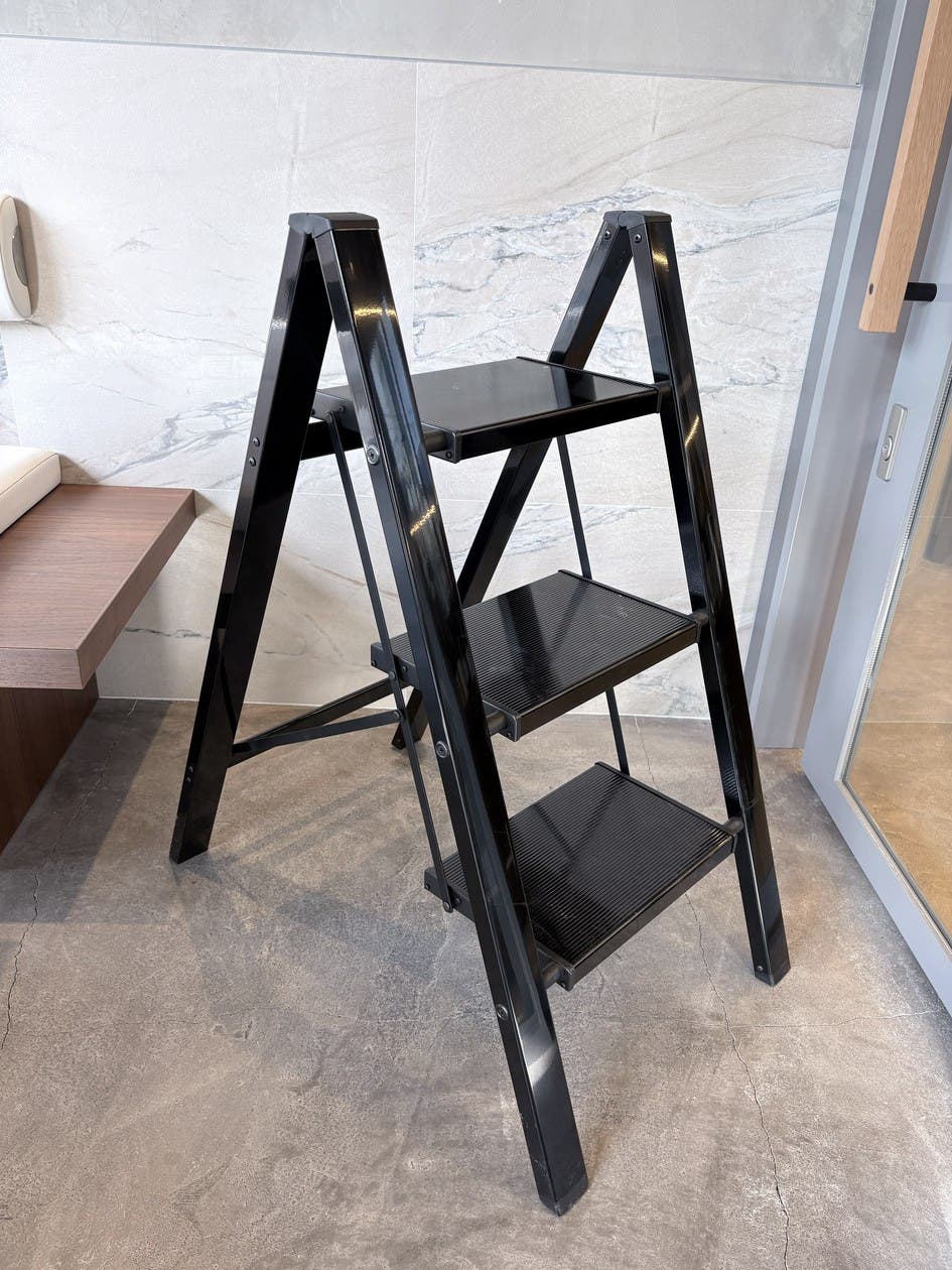 自然光×デザイン空間｜撮影・展示・イベントに使える上質ラウンジの写真17