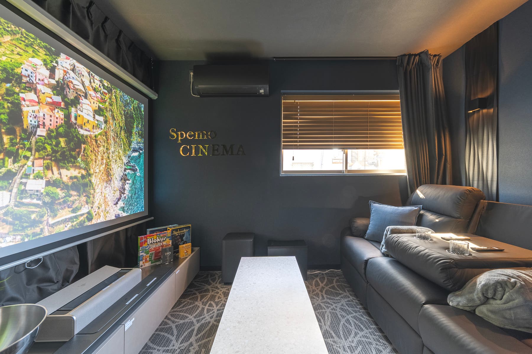 スペモシネマ🎬️東新宿駅4分🍷ゴミ無料👌🏻プロジェクター🎥映画デート💞ゲーム🎮706_SpemoCINEMA東新宿の写真3