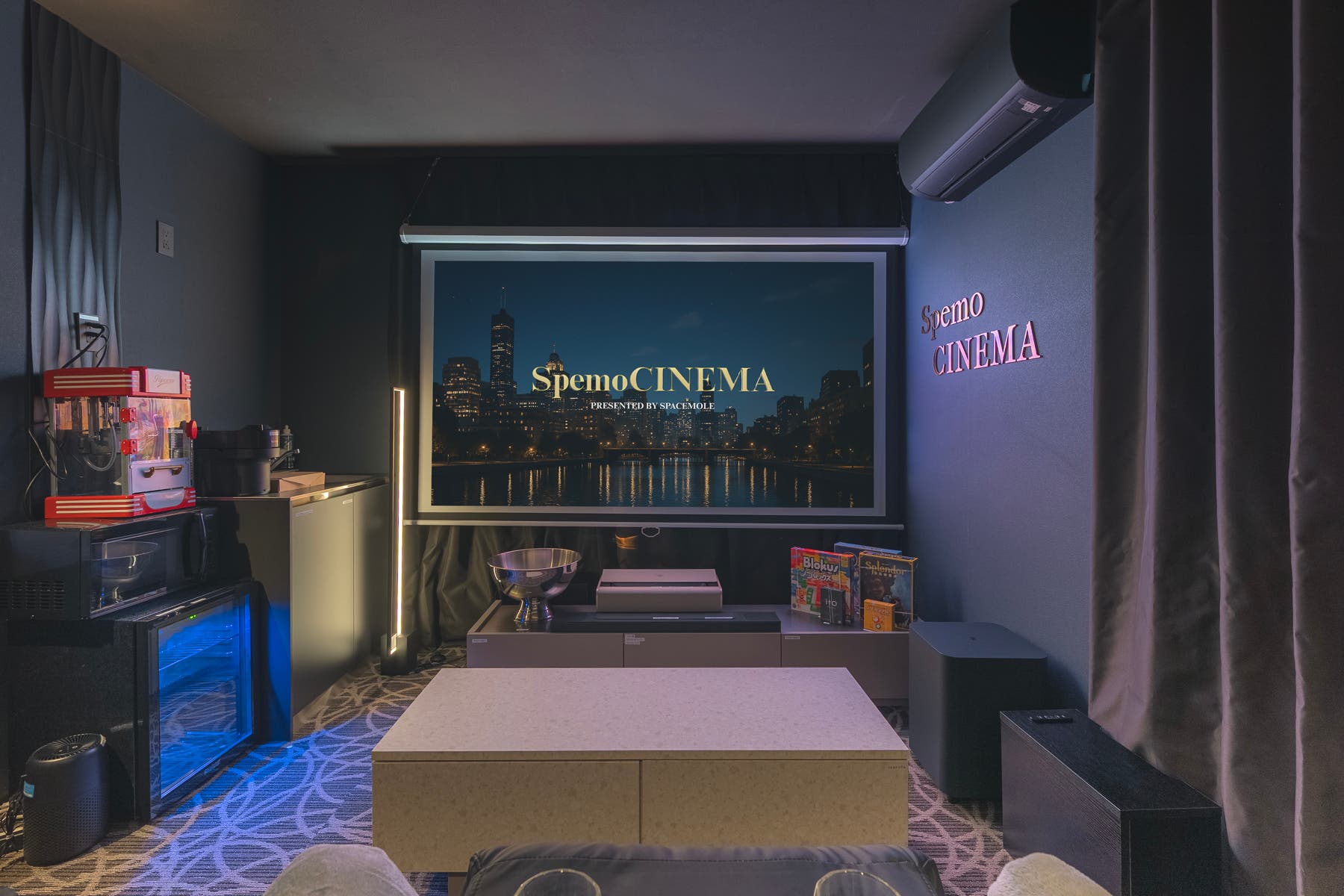 スペモシネマ🎬️東新宿駅4分🍷ゴミ無料👌🏻プロジェクター🎥映画デート💞ゲーム🎮706_SpemoCINEMA東新宿の写真4