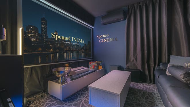 スペモシネマ🎬️東新宿駅4分🍷ゴミ無料👌🏻プロジェクター🎥映画デート💞ゲーム🎮706_SpemoCINEMA東新宿の写真11