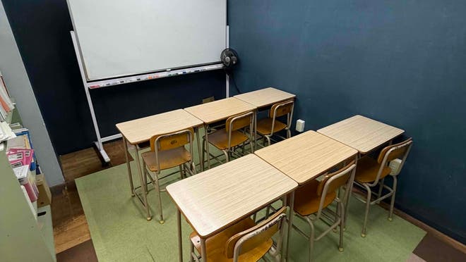 ホワイトボード付解放感のある授業スペースの写真3