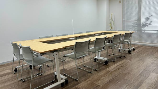 京王線府中駅から徒歩6分!シェアオフィス func【会議室7】の写真1