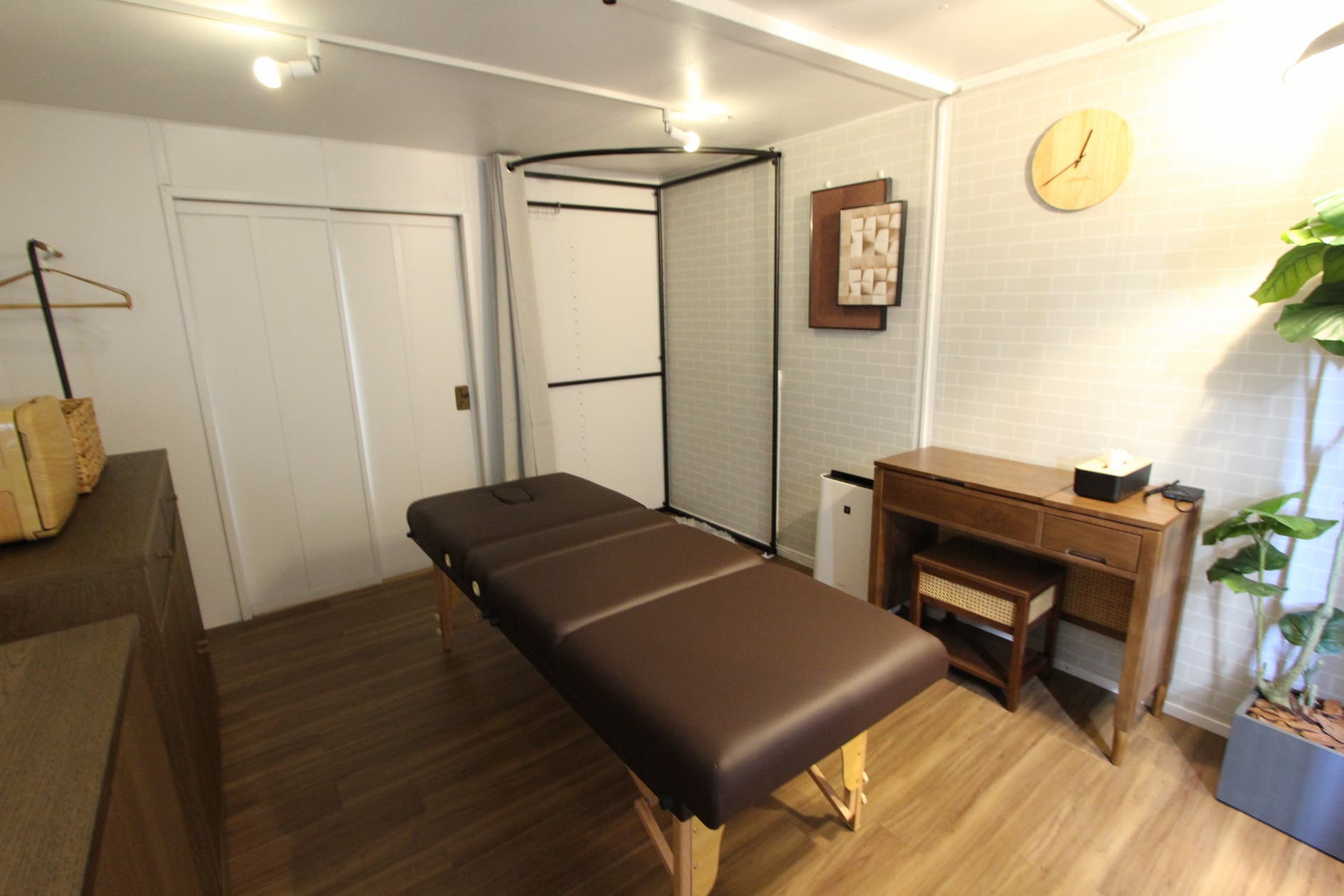 【オープン記念・期間限定価格🎉】✨赤坂駅5分🚶乃木坂駅4分🚶ナチュラルで落ち着いた完全個室サロンの写真3