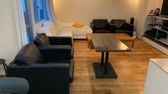 都営新宿線と半蔵門線の住吉駅から徒歩2分のカラオケ付きのレンタルスペースの写真2