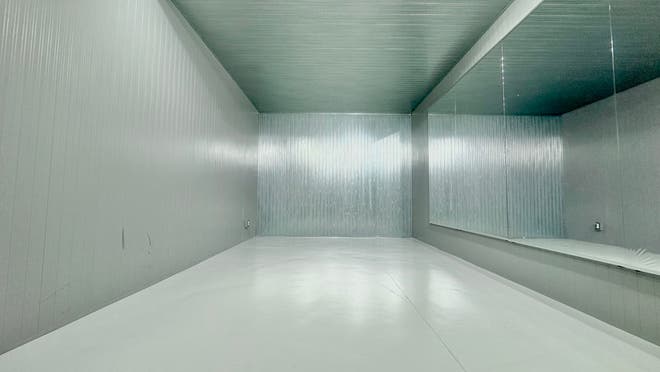 ベストホスト運営✨Tiktok撮影に最適なレンタルスペース・ダンススタジオ!フィットネス/動画撮影【2F】ベースカラー:グレーの写真1