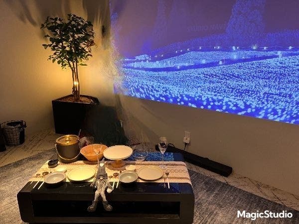 🎉 新年会・冬デートに｜大画面で映画鑑賞🎬・パーティーに｜大画面でまったり過ごす大人時間の写真1