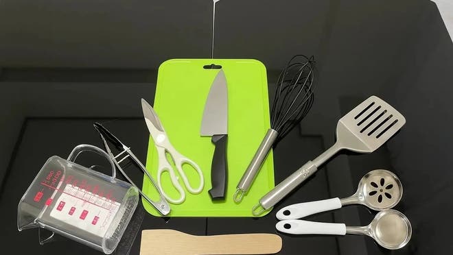 1分で着いて、すぐ乾杯。丸の内のパーティ部屋の写真21