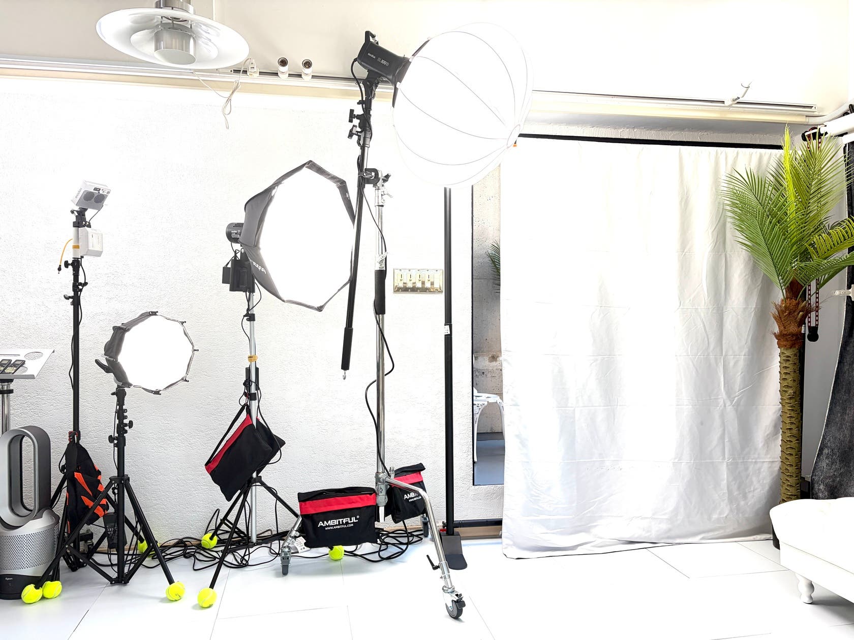 【栄から徒歩圏内】1時間からOK/商用利用可/撮影/コスプレ/配信/本格撮影スタジオ【新栄フォトスタジオ】の写真25