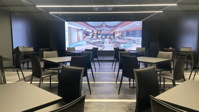 グレパ新橋8F【新橋駅 徒歩1分】パーティ イベント 撮影 ♥控室あり! 飲食 OK 無料WiFi 駅近★の写真1