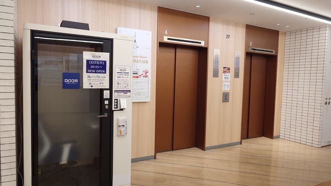 【京都タワービル】京阪のワークボックス/完全個室・防音◎・WEB会議、面接に!の写真1