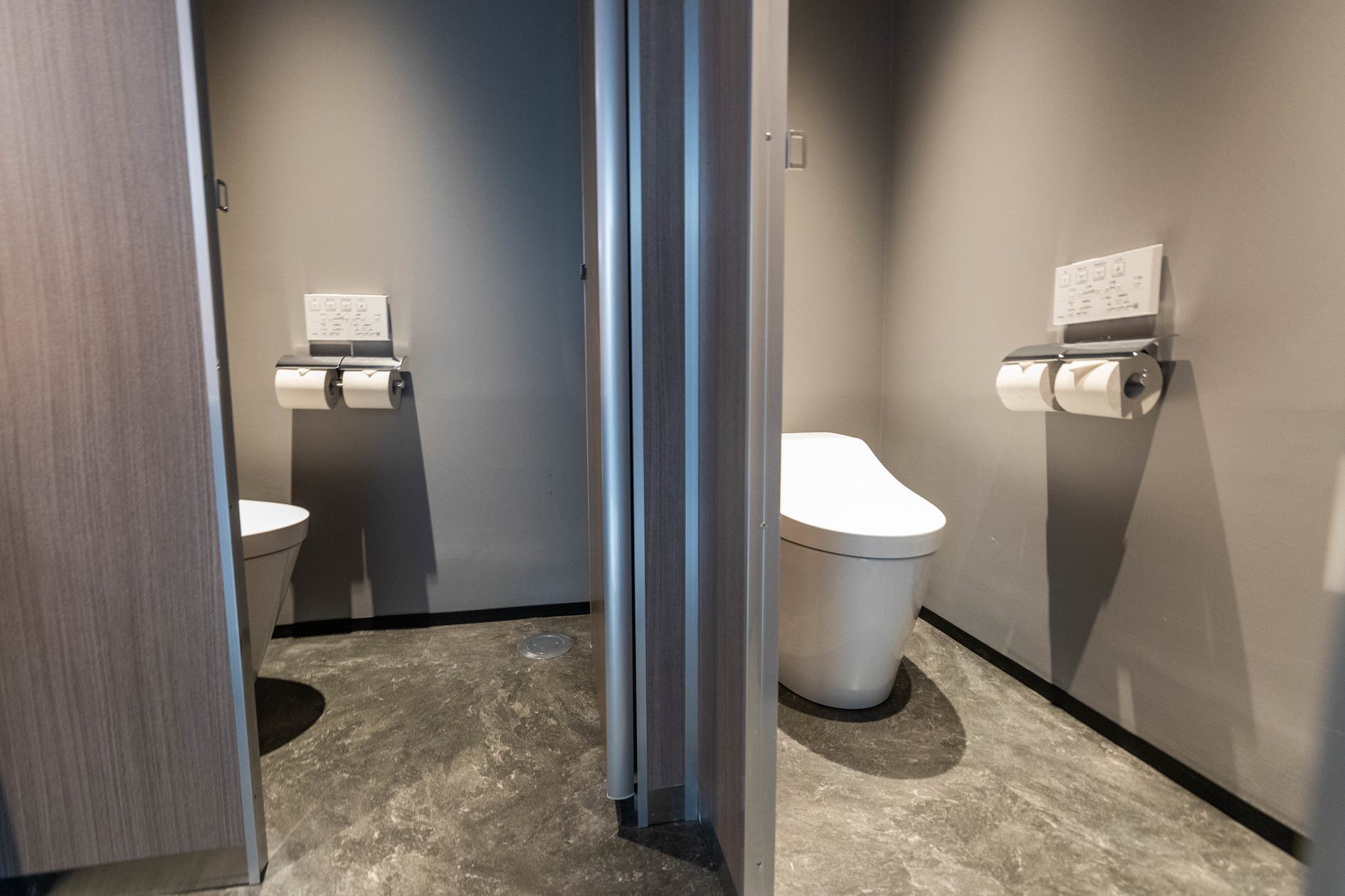 グレパ新橋8F【新橋駅 徒歩1分】パーティ イベント 撮影 ♥控室あり！ 飲食 OK 無料WiFi 駅近★の写真8