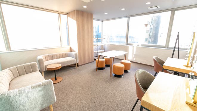 グレパ新橋8F【新橋駅 徒歩1分】パーティ イベント 撮影 ♥控室あり! 飲食 OK 無料WiFi 駅近★の写真15