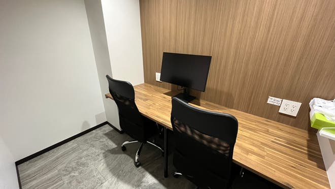 【恵比寿駅から徒歩1分】モニター・フリードリンク付き2名個室(ブース33)※予約時間前は入室不可【3階】の写真2