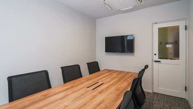 6名用会議室 RoomAの写真1