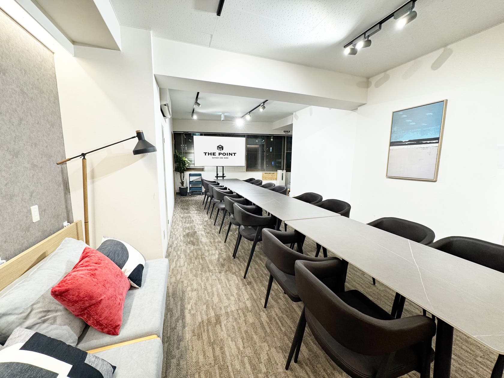 渋谷駅徒歩30秒｜24名個室｜ミーティング｜セミナー｜商談｜ボードゲーム｜推し会｜パーティー｜当日予約歓迎の写真3