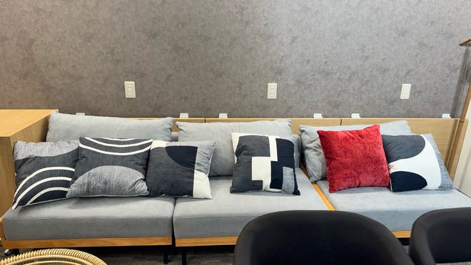 渋谷駅徒歩30秒|24名個室|ミーティング|セミナー|商談|ボードゲーム|推し会|パーティー|当日予約歓迎の写真4