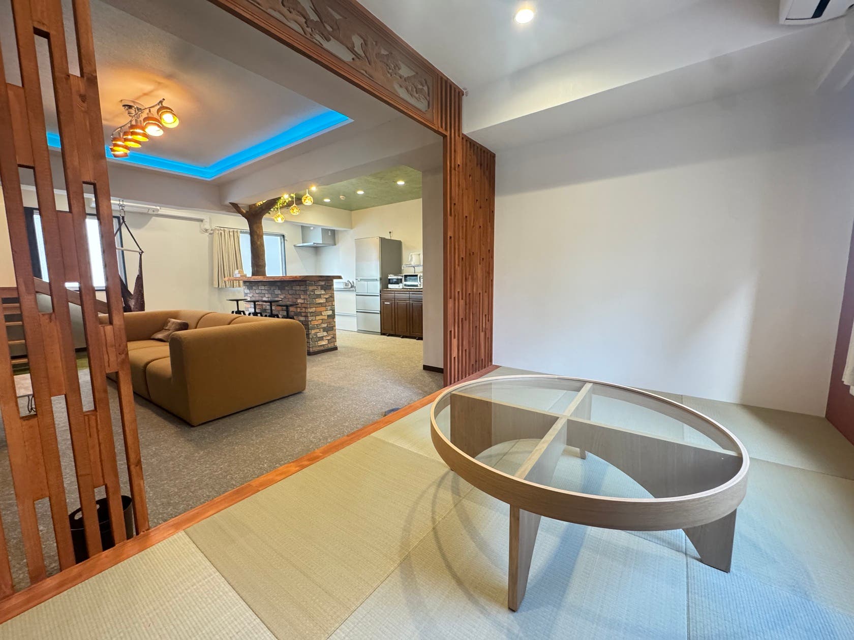 新板橋駅4分❗️板橋駅7分❗️駅近コンビニ近く❗️新規内装リフォーム済み　すべり台ハンモックチェアでお子様も楽しいスペース❗️の写真9