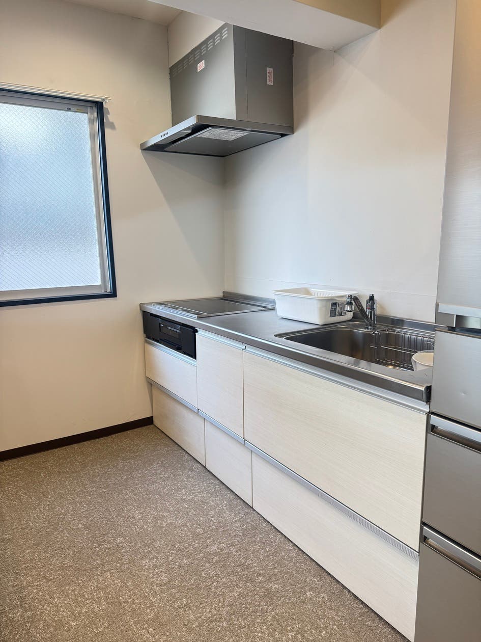 新板橋駅4分❗️板橋駅7分❗️駅近コンビニ近く❗️新規内装リフォーム済み　すべり台ハンモックチェアでお子様も楽しいスペース❗️の写真11