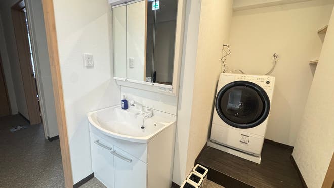 新板橋駅4分❗️板橋駅7分❗️駅近コンビニ近く❗️新規内装リフォーム済み すべり台ハンモックチェアでお子様も楽しいスペース❗️の写真13