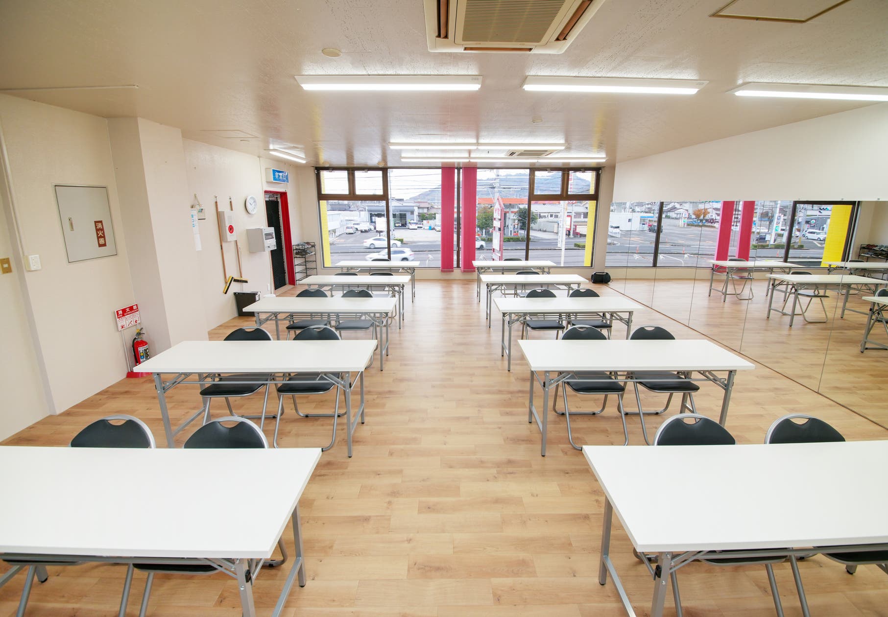 当日予約OK　音に寛容な70㎡フリーゾーンの写真5