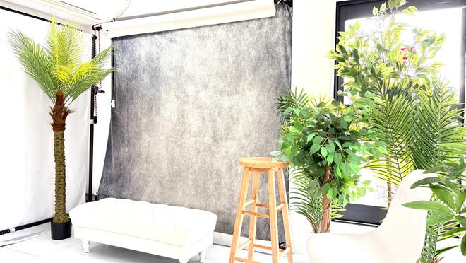 【栄から徒歩圏内】1時間からOK/商用利用可/撮影/コスプレ/配信/本格撮影スタジオ【新栄フォトスタジオ】の写真1