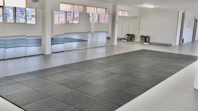 無料Wi-Fi📶BOSEステレオ♪連続壁面ミラー💖綺麗なトイレ✨大型扇風機 完備!の写真4