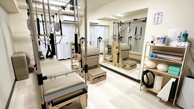 【西武新宿駅4分×マシンピラティス】駅近&備品充実!1日1回スタッフ完全清掃のスタジオの写真1