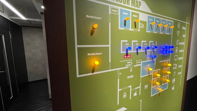 【恵比寿駅徒歩1分】モニター・フリードリンク付き1名個室(ブース9)【5階】の写真5