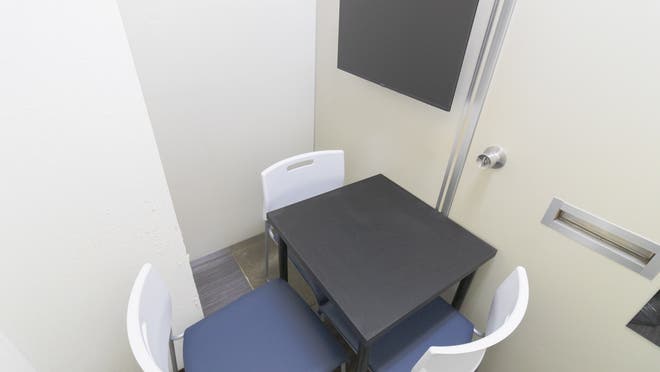 【広島駅出口徒歩4分!定員3名!】27インチモニター・10Gbps光回線・WiFi全て無料!ふれあい貸し会議室 広島No156の写真2