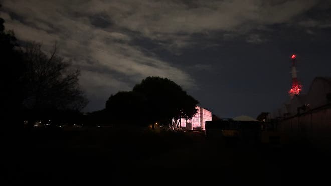 天井7.5Mから苺が吊り下がる「苺空間」を多目的にご利用可能。夜はライトアップ。湘南、貸切パーティー、ロング会議、フォト婚、苺狩の写真13