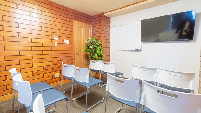 【広島駅出口徒歩4分!定員16名!】大型モニター・10Gbps光回線・WiFi全て無料!ふれあい貸し会議室 広島No160の写真13