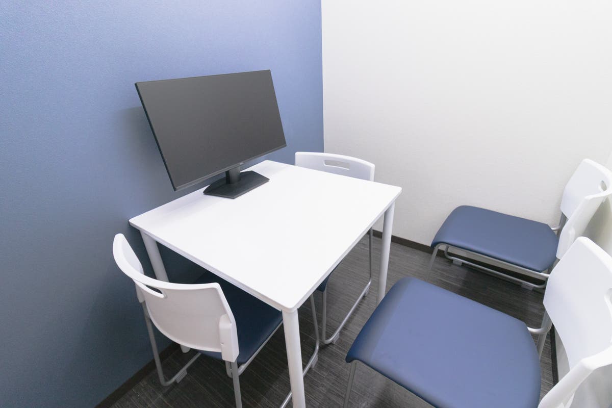 【広島駅出口徒歩4分！定員4名！】27インチモニター・10Gbps光回線・WiFi全て無料！ふれあい貸し会議室 広島No163の写真2