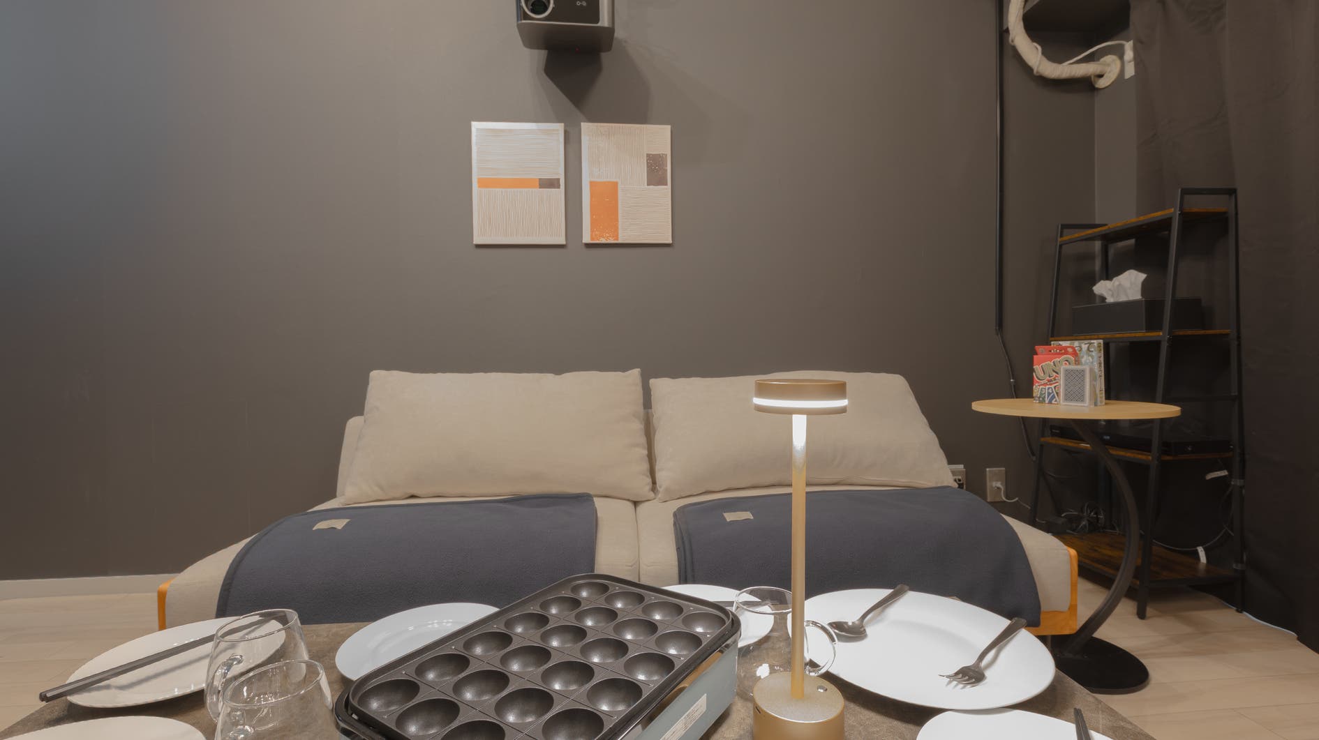 スペモ🎬駅徒歩4分🚶‍♀️プロジェクター🎦スクリーン🎞️映画鑑賞🍿ゲーム🎮️デート💖818_CINEMA大阪十三の写真6