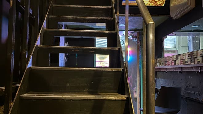 渋谷のクラブシーンの中心地路面店。DJ,アイドルイベント音出し可能。カラオケも無料(DAM)週末2次会利用もできます。の写真4