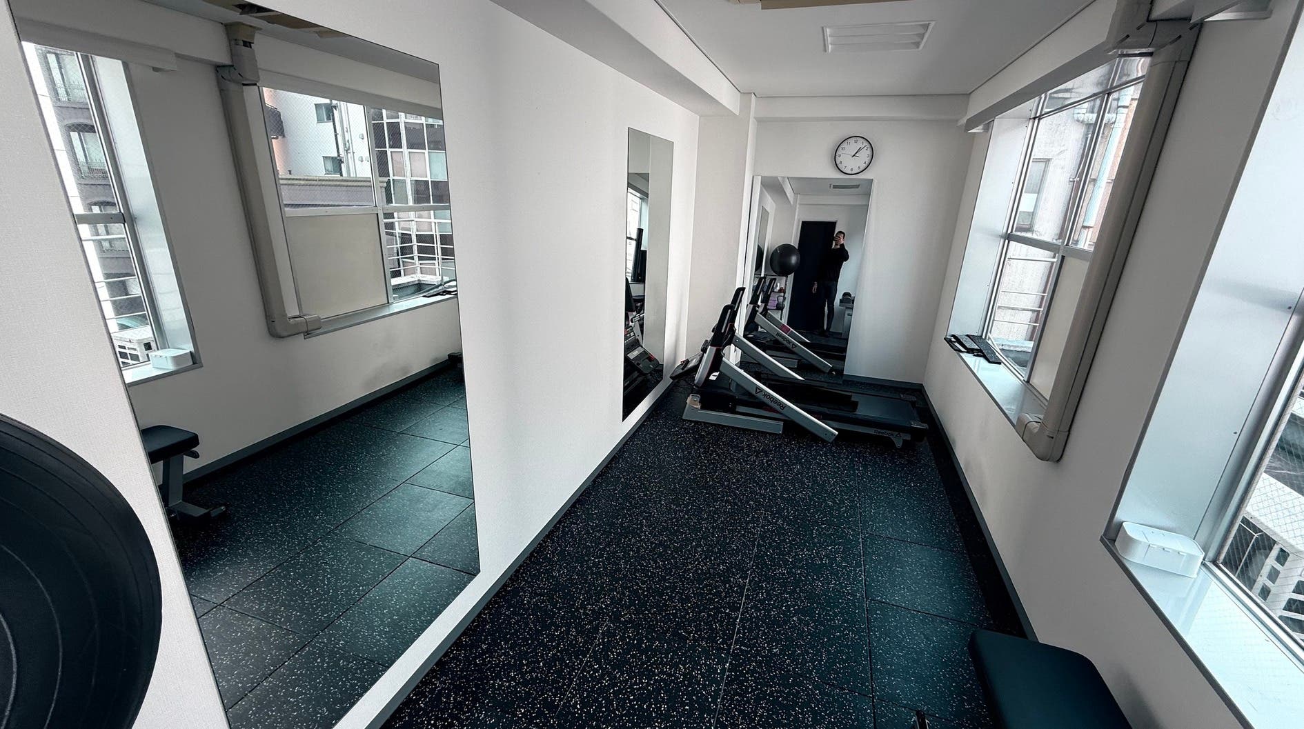 地域最安値 代々木徒歩2分 パーソナルスペースの写真3