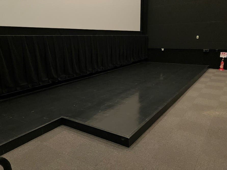 【あしかが 117席】映画館で、会社説明会、株主総会、講演会の企画はいかがですか？の写真3