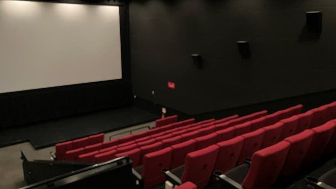 【あしかが 98席】映画館で、会社説明会、株主総会、講演会の企画はいかがですか?の写真1